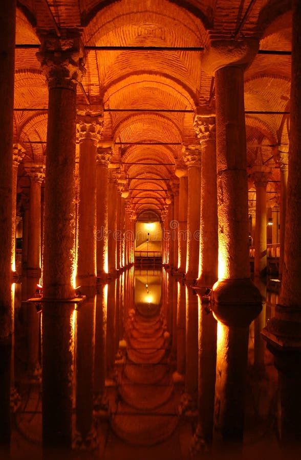 Istanbul Sightseeing: Yerebatan Cisterns Stock Image - Image of ...