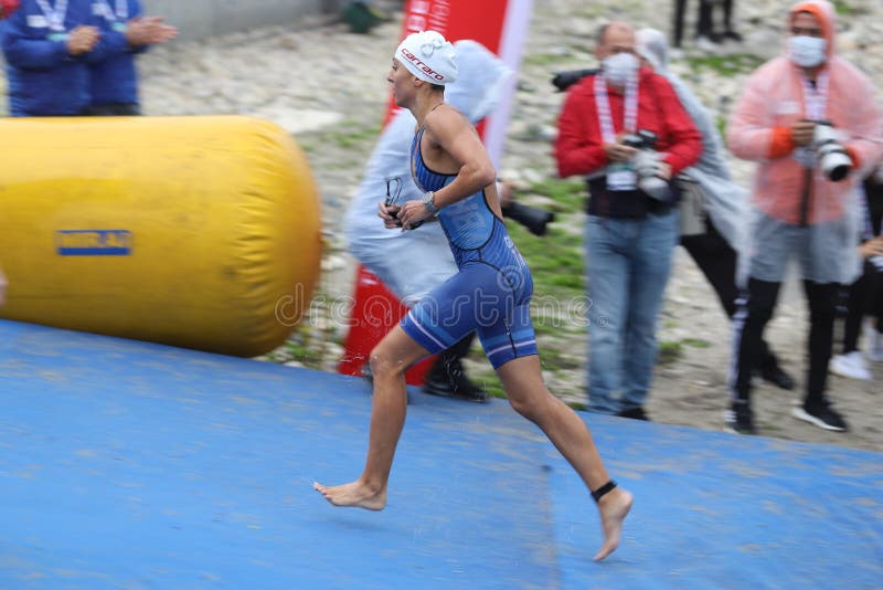 Istanbul Sprint Triathlon editorial photo. Image of turkey - 202049181