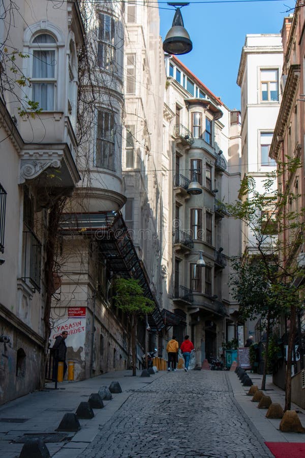 Istanbul streets editorial photography. Image of view - 189610282
