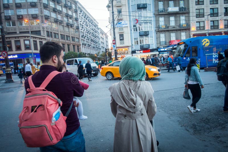 Istanbul Turkey Streets Scene with Family Editorial Photography - Image ...
