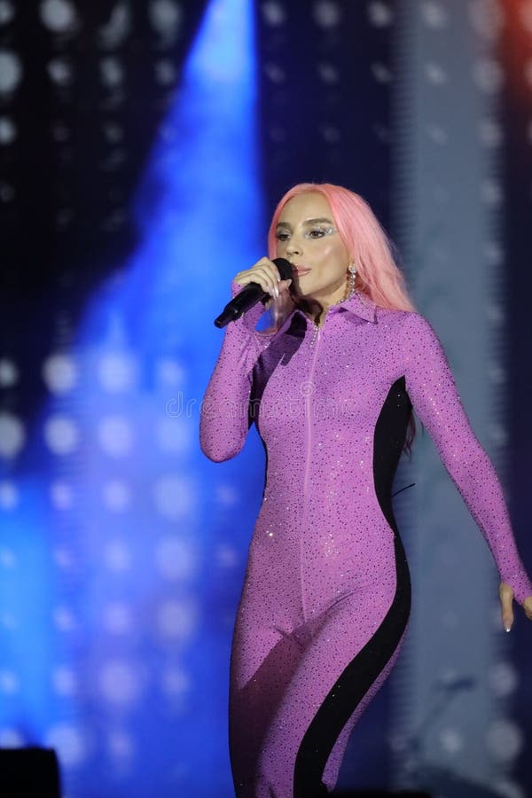 30-08-2023 Istanbul-Turkey: Gülsen Concert at Yenikapi Event Editorial ...