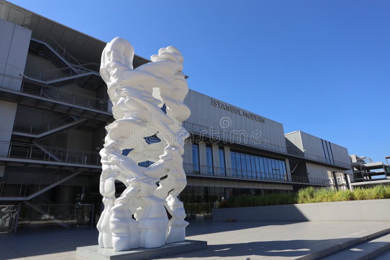 08-08-2023 Istanbul - Turkey: Modern Art Sculpture at Museum Editorial ...
