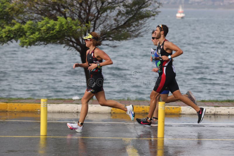 Istanbul Sprint Triathlon editorial photography. Image of speed - 202531467