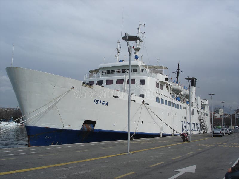 Istra ferry editorial photo. Image of harbour, port, istra - 75955026