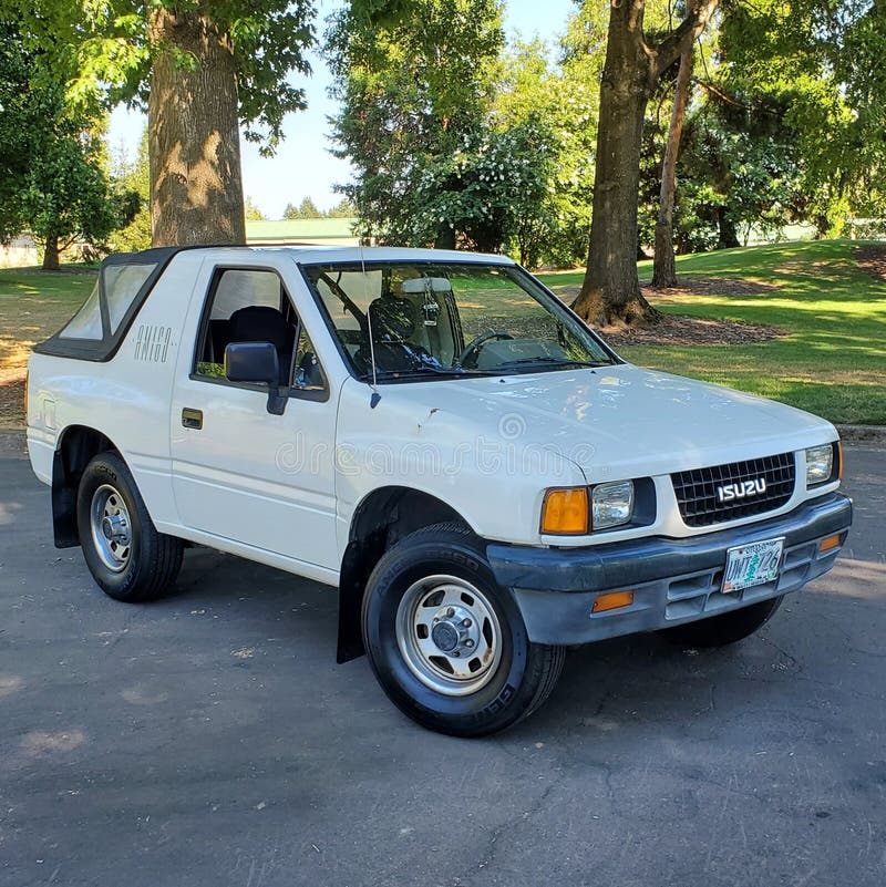 1993 Isuzu Amigo editorial photo. Image of amigo, isuzu - 227857256