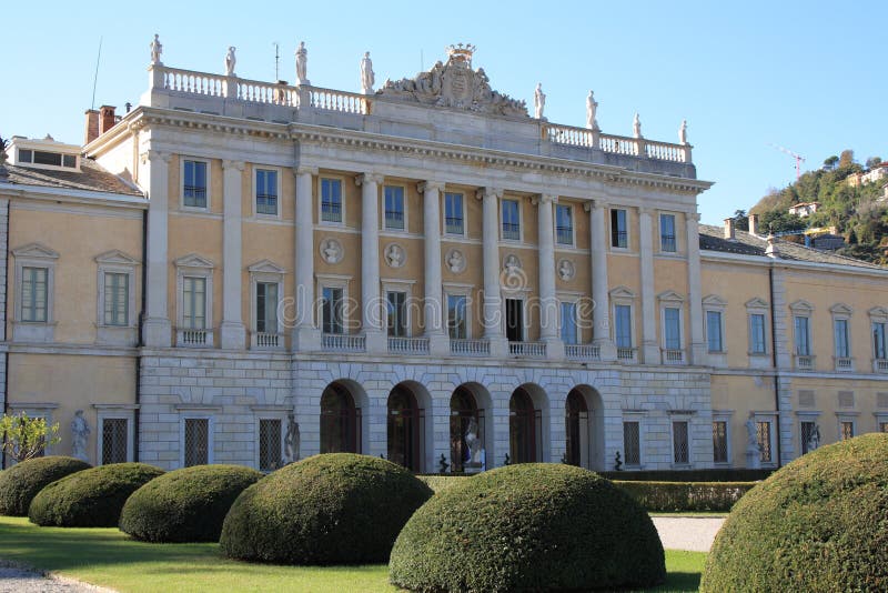 Italia, Como: Chalet Olmo imagen de archivo. Imagen de neoclasicismo ...