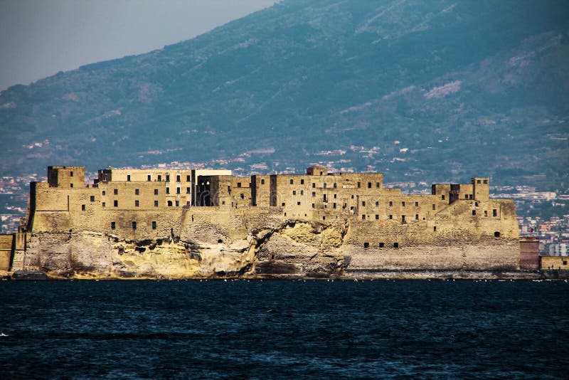 Italia - Napoli, Isla De Nisida Imagen de archivo - Imagen de europa ...