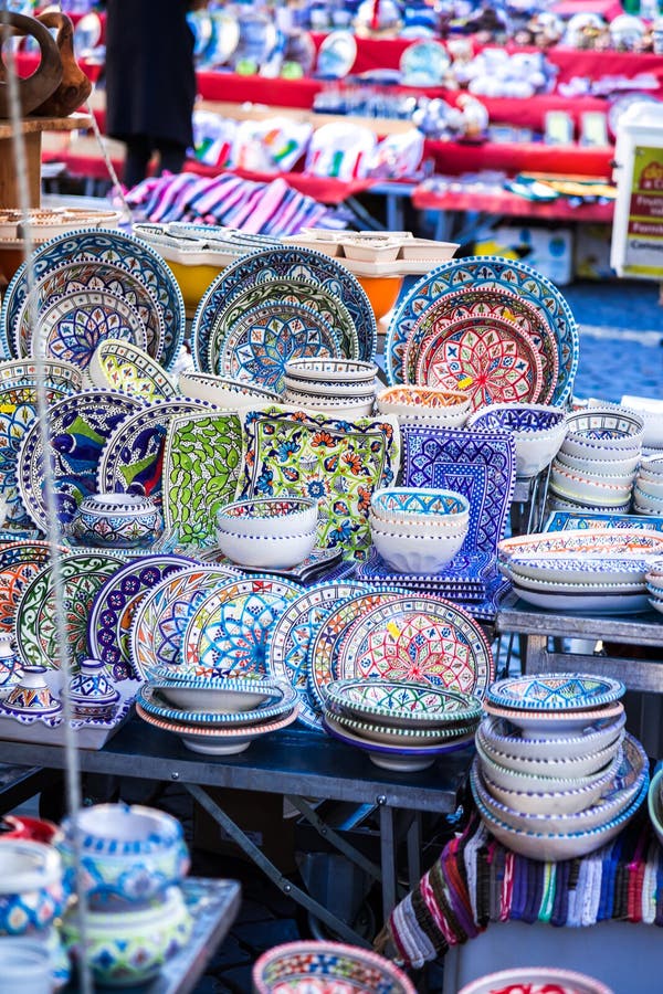 Italiaans porselein stock afbeelding. Image of europa - 62051571