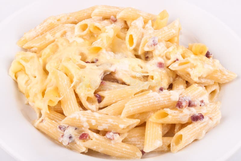 Italiaanse Deegwaren Met Witte Saus Stock Foto - Image of keuken, macro ...