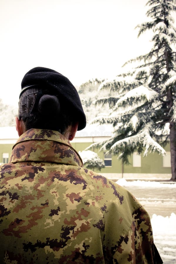 Italian army soldier stock photo. Image of snowstorm - 23512454