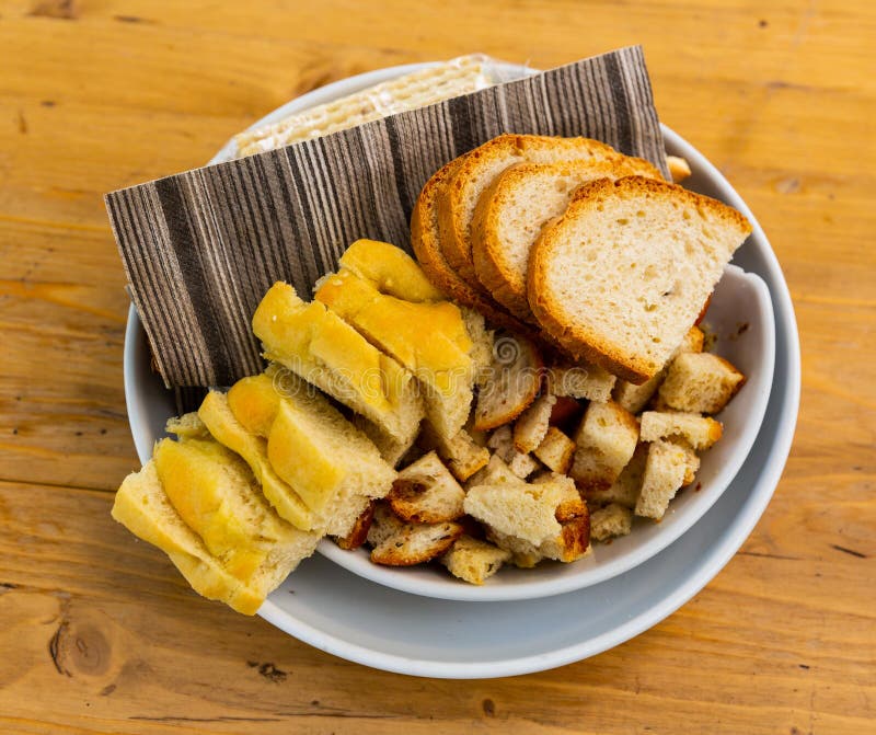 Italian Bread Plate - Different Types of Bread Stock Image - Image of ...