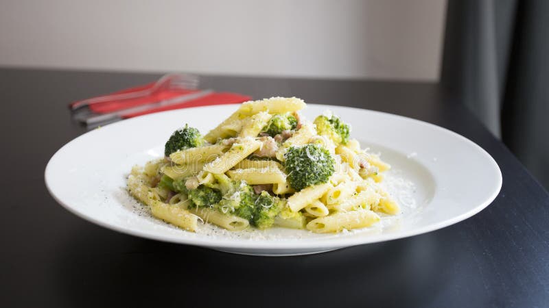 Italian Broccoli Pasta Dish. Stock Image - Image of dinner, roast ...