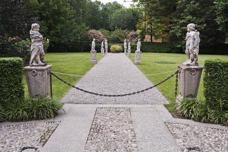 Italian classic garden stock image. Image of plant, architecture - 25238647