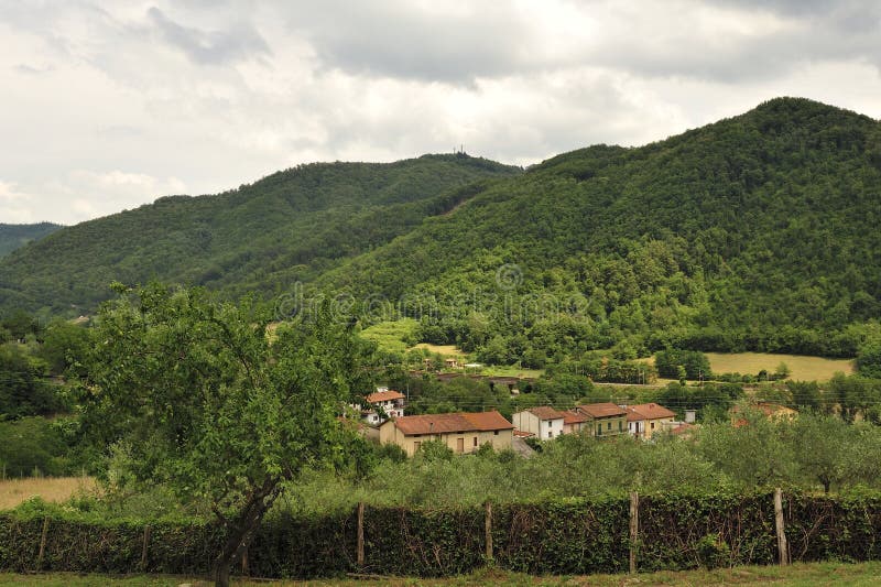 Antique Italian Architecture: House with Stone Facade and Lamp in ...