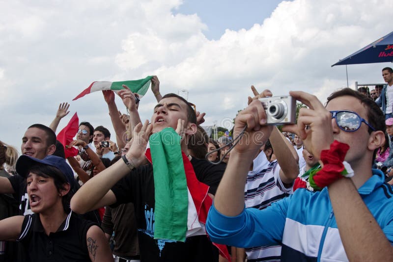 Italian fans editorial stock image. Image of wings, fiesta - 14452544