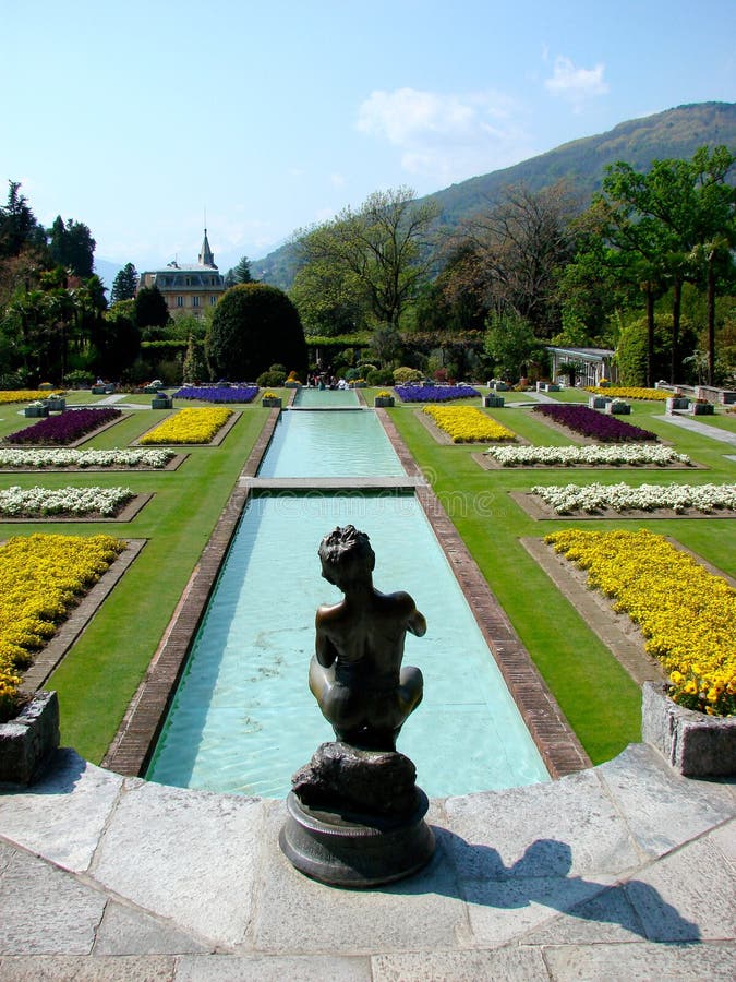 Italian garden stock photo. Image of villa, flowers, italian - 5196610