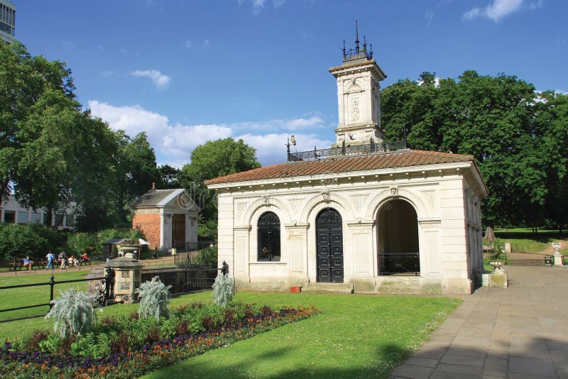 Italian Garden at Kensington Gardens Stock Image - Image of courtyard ...