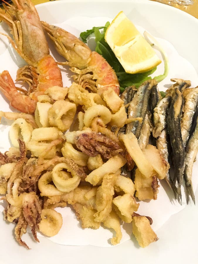 Italian Mixed Fried Fish, Shrimp and Squid Platter Stock Photo - Image ...