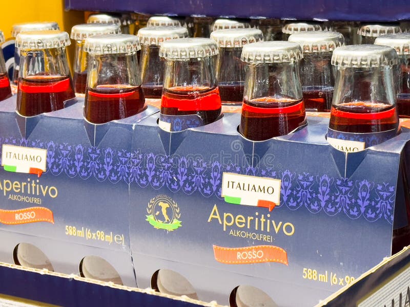 Italian Non-alcoholic Aperitif Rosso Beverage Packaging Display on ...