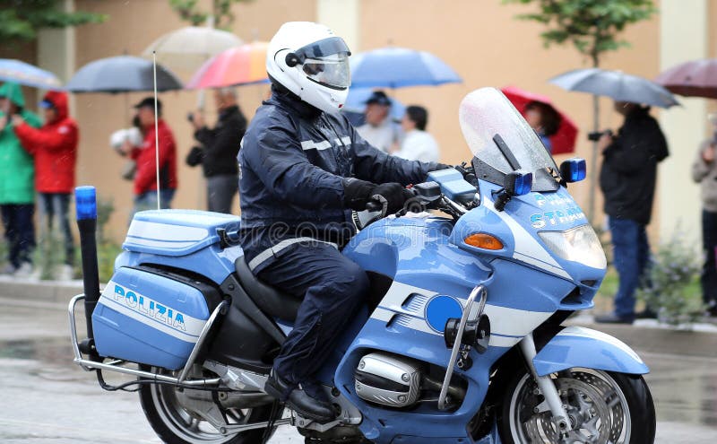 Motorcycle Cop editorial stock image. Image of practice - 18743714