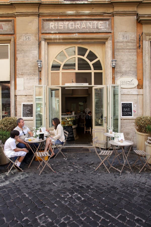 Italian Restaurant Window in Florence, Italy Editorial Photo - Image of ...