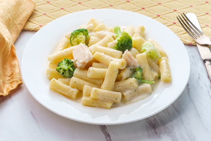 Italian Rigatoni Chicken Alfredo Stock Photo - Image of butter, marble ...