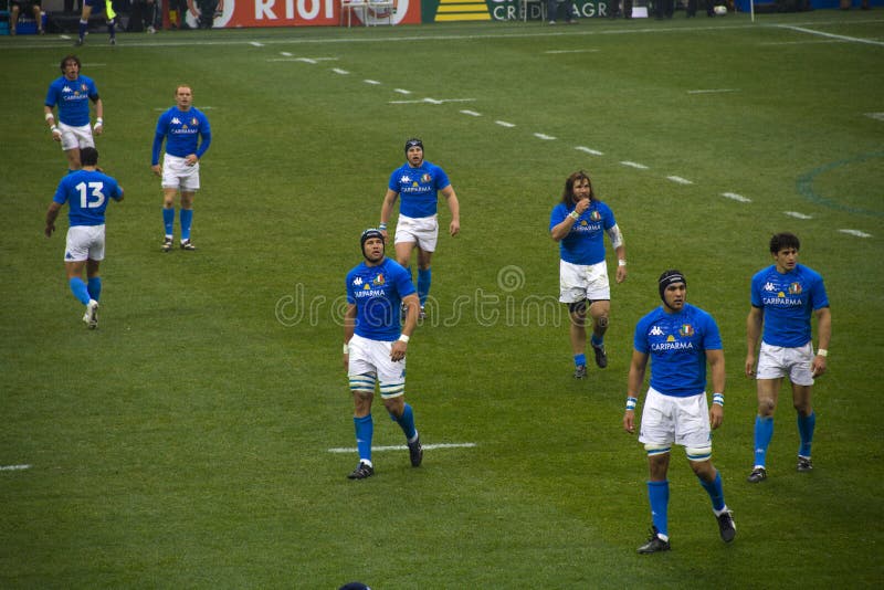 Italian rugby team editorial photography. Image of heap - 11797367