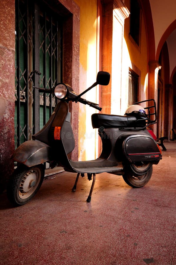 Italian Scooter Picture. Image: 6928049