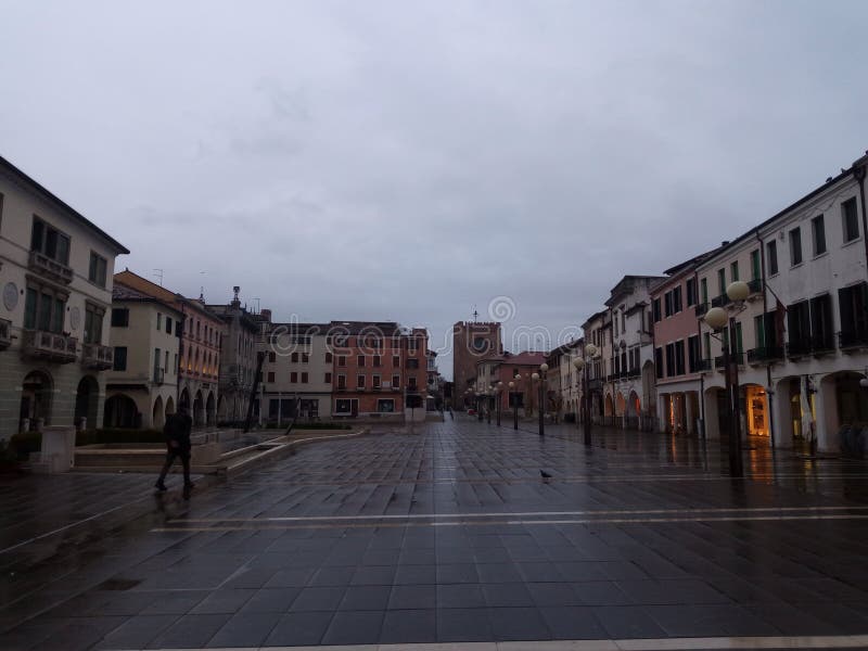 Italian square editorial photography. Image of morning - 124299892