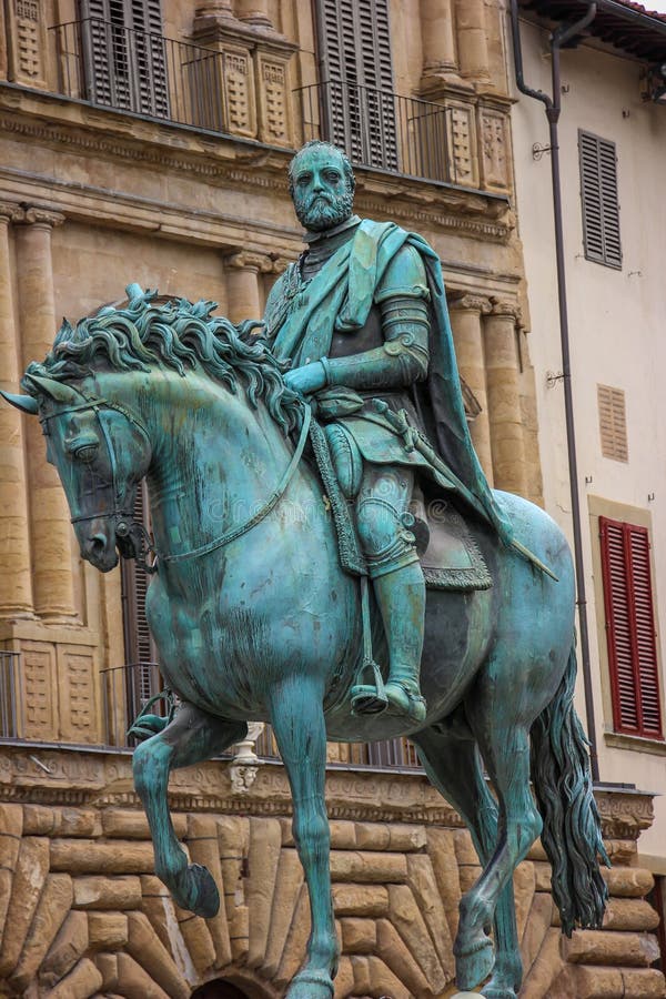 Italian Statues stock photo. Image of italian, artwork - 85415588