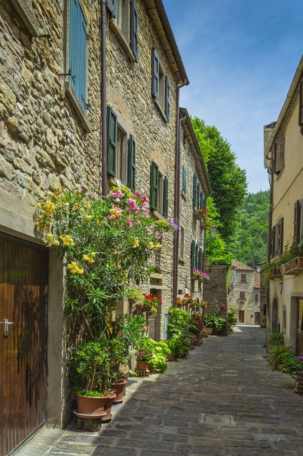 Italian Street in a Small Provincial Town of Tuscan Stock Photo - Image ... Italian Street in a Small Provincial Town of Tuscan Stock Photo - Image ...