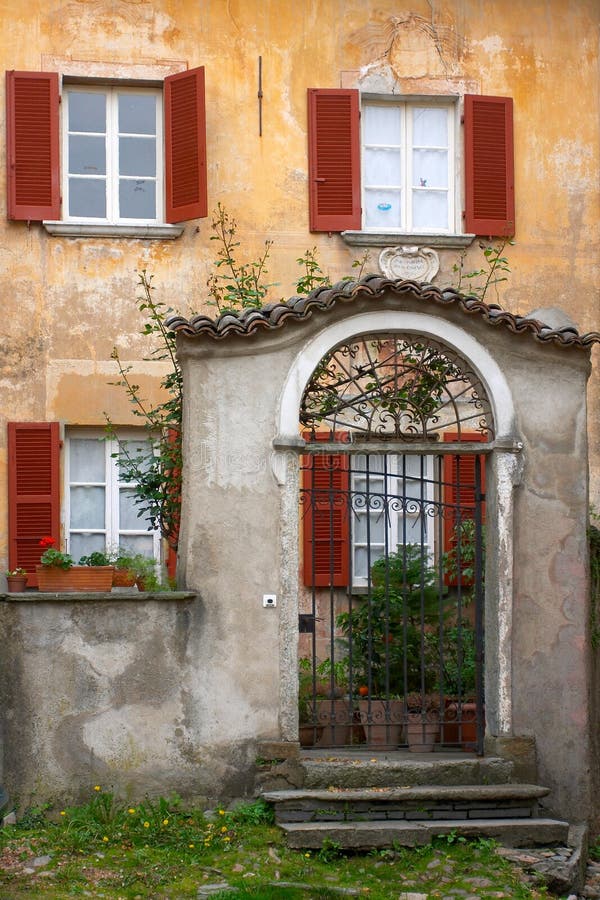 A house in Italian style stock photo. Image of estate - 12950326