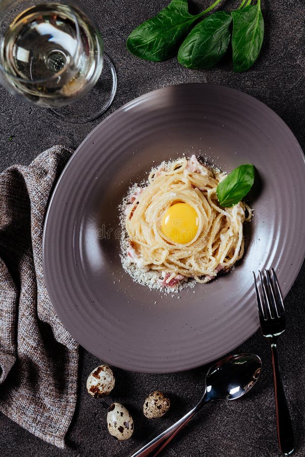 Italian Style Pasta Dinner. Stock Image - Image of healthy, dish: 165429689