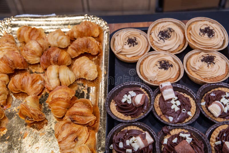 Italian sweets in Italy editorial photography. Image of sweets - 264019427