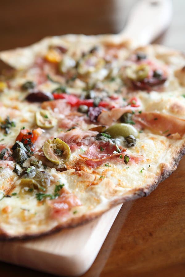 Italiano pizza stock photo. Image of mediterranean, vegetable - 40656124