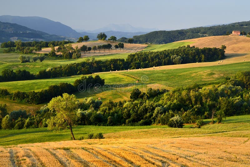 Italienische Landschaft stockbild. Bild von landschaft - 5782161