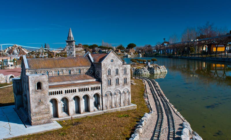 Italy Mini editorial photo. Image of heritage, falling - 24785941