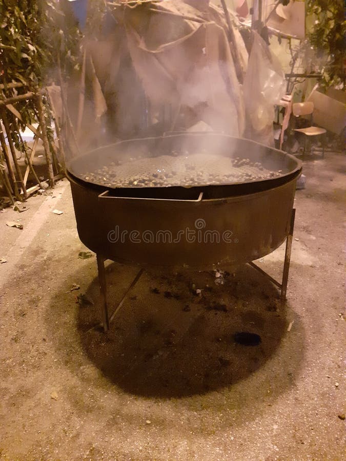 Italy : Roasted Chestnuts in a Special Pan Over,October 29,2022 Stock ...