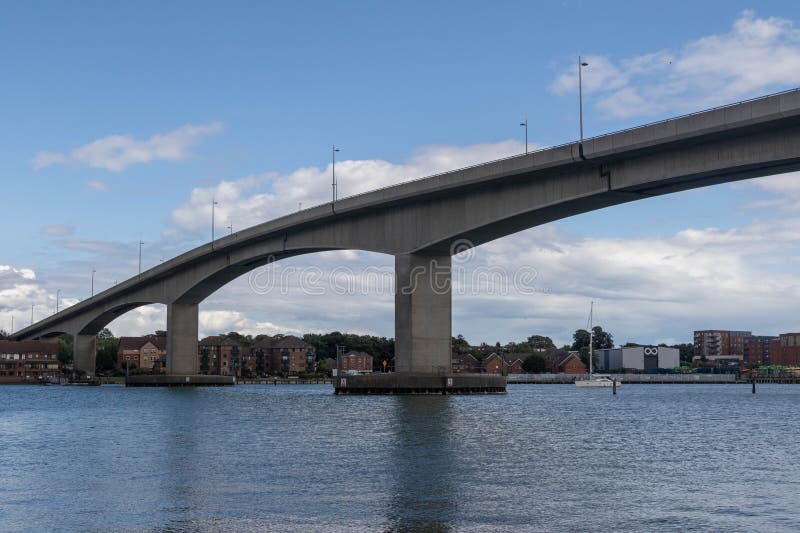 The Itchen Bridge in Southampton Editorial Photography - Image of road ...