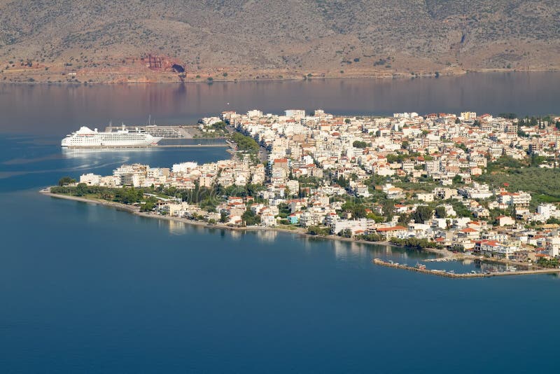 Itea Port Town stock photo. Image of ship, peninsula - 26726806