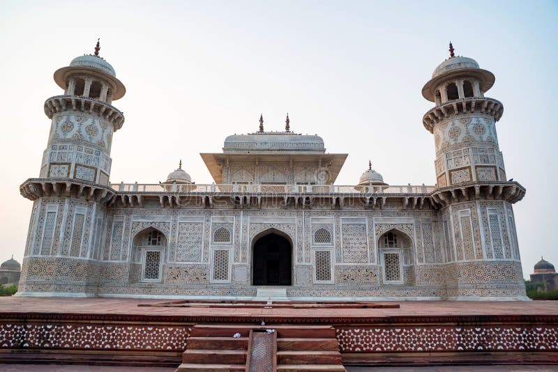 Itimad-ud-Daulah of Baby Taj in Agra, India Stock Afbeelding - Image of ...