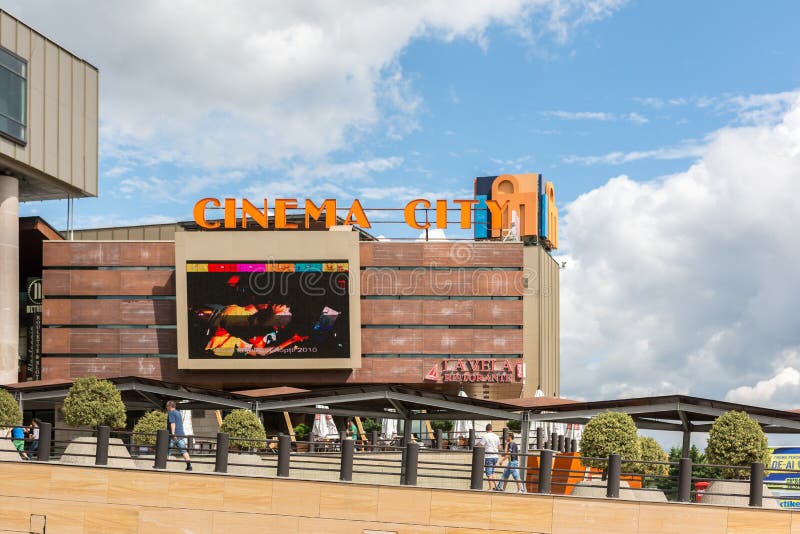 Iulius Shopping Mall Timisoara Immagine Editoriale - Immagine di ...