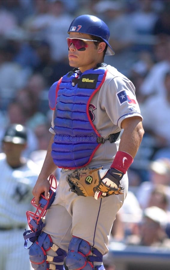 Ivan Rodriguez editorial image. Image of color, slide - 77523255