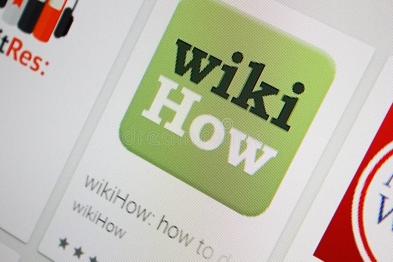 Ivanovsk, Russia - November 28, 2021: WikiHow App on the Display of a ...