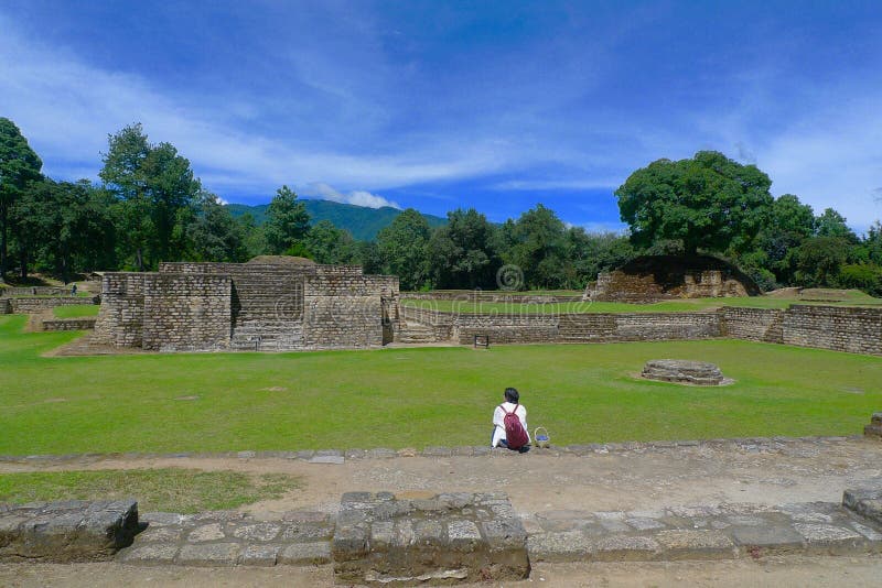 Iximche Ancient Mayan Ruins Stock Image - Image of tree, ruin: 262903717