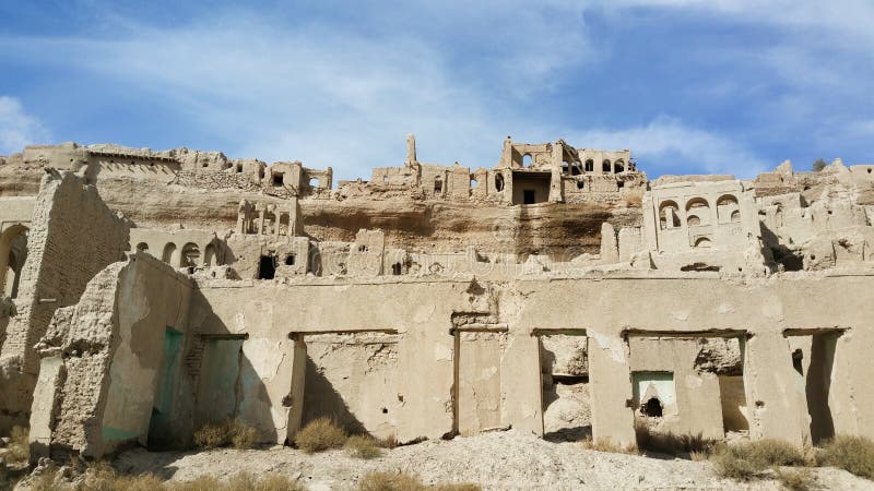 Izadkhvast village in Iran editorial photo. Image of ghost - 205055416