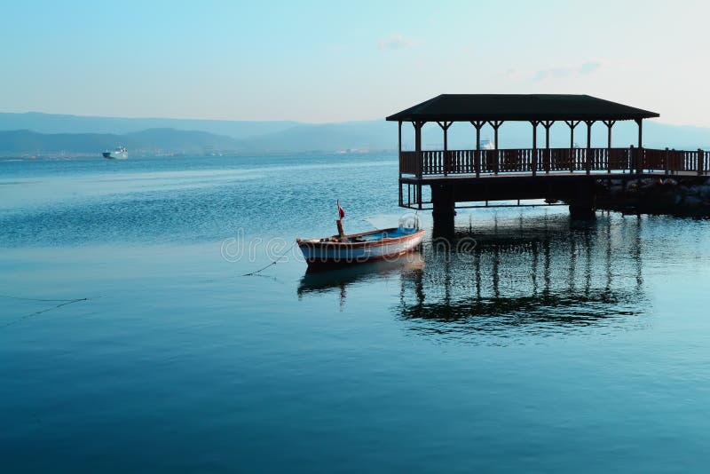 Ä°zmit stock image. Image of jetty, boat, atitlan, edge - 61569251