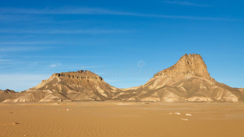 Jabal Idinin, Akakus Mountains, Sahara, Libya Stock Photo - Image of ...