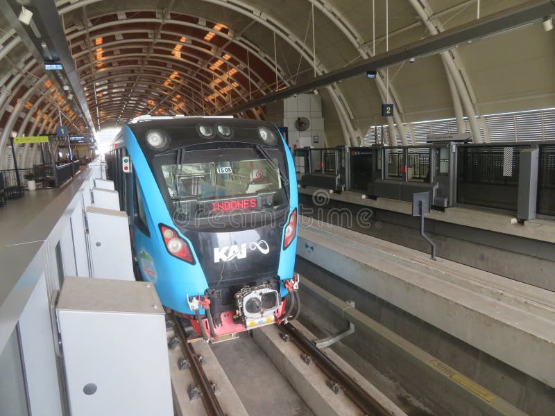LRT Train in Station with Curved Roof Editorial Photo - Image of travel ...