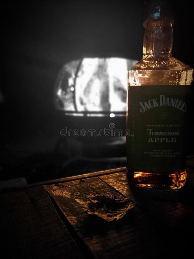Jack Daniel& X27;s Apple Fire it Up Editorial Stock Photo - Image of ...